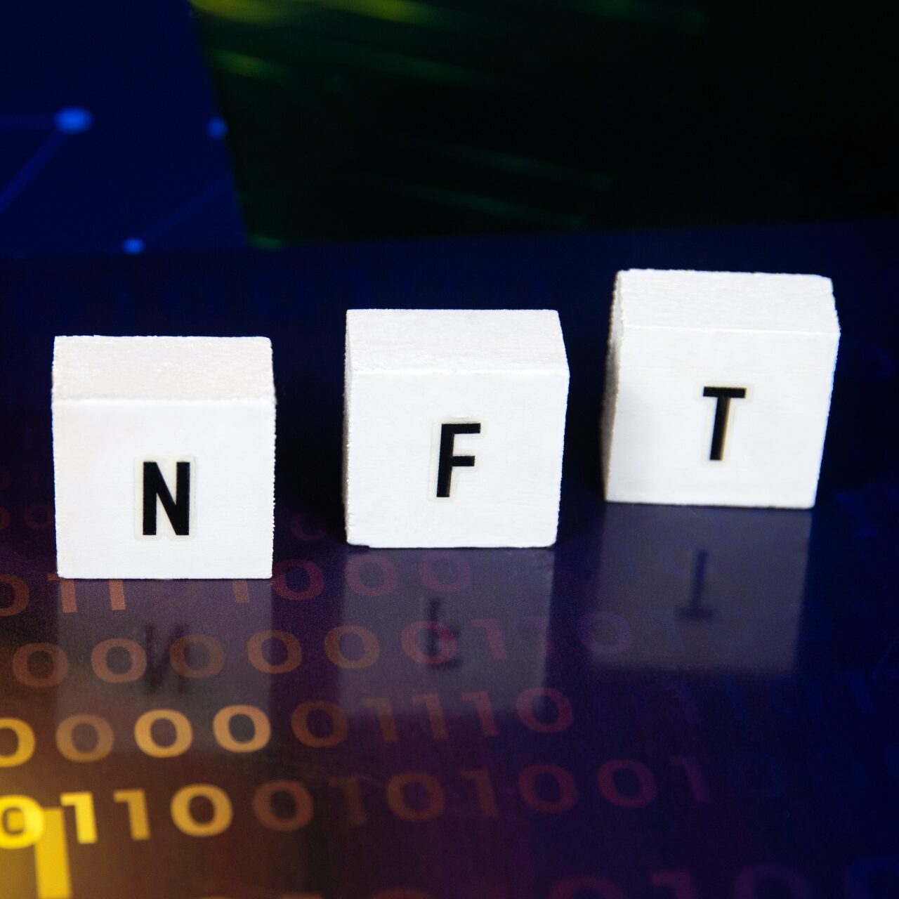 NFTとは！？ブロックチェーンでデジタル所有権の未来を切り開く！ - 暗号資産log